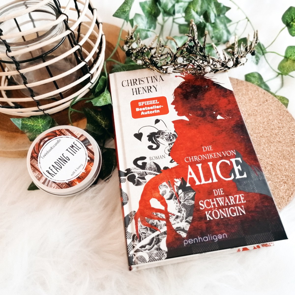 Die Chroniken von Alice: Die schwarze Königin [Christina Henry] – Lexi ...